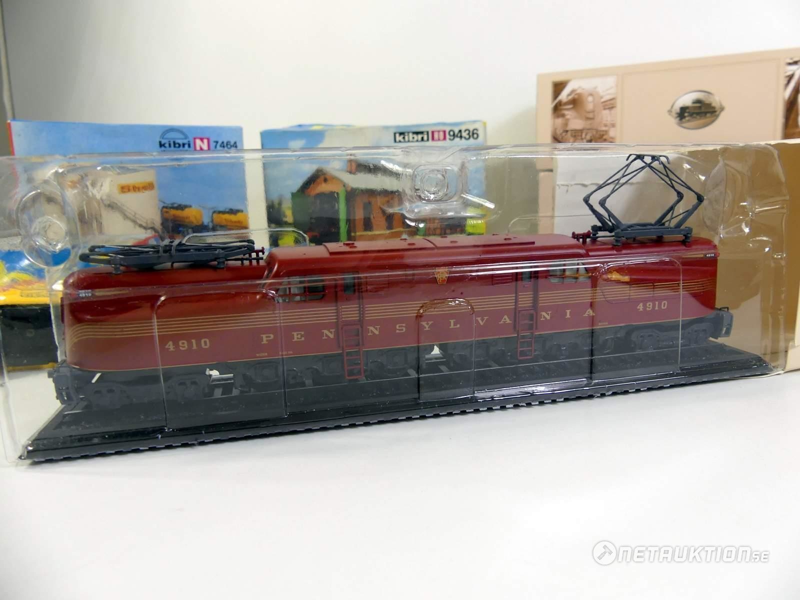 Netauktion - Tåg, hus och vagnar