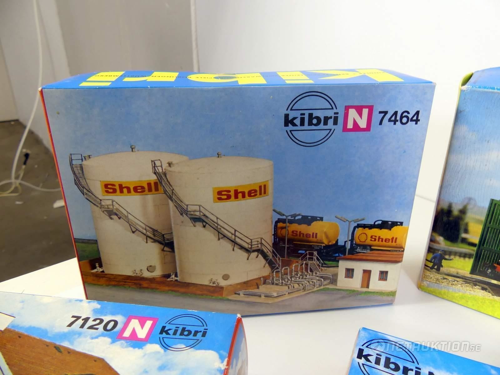 Netauktion - Tåg, hus och vagnar