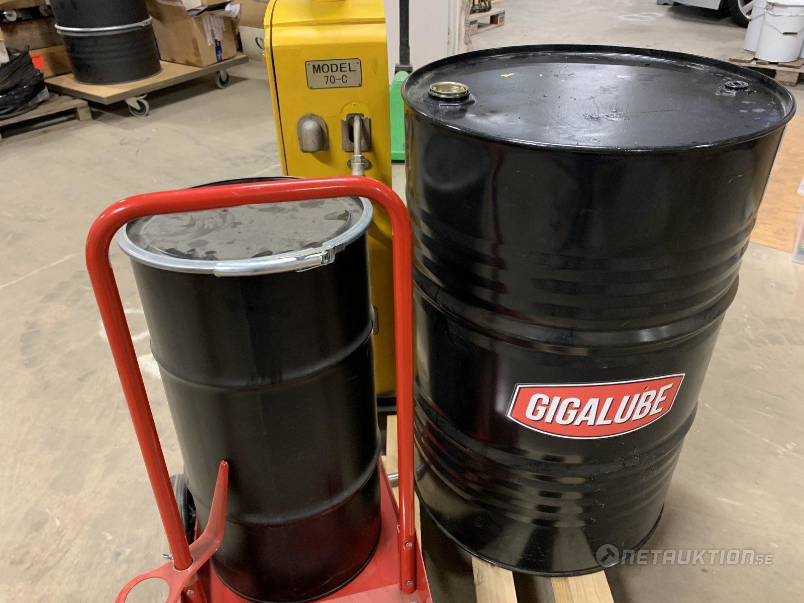 Netauktion - Tomfat och pump