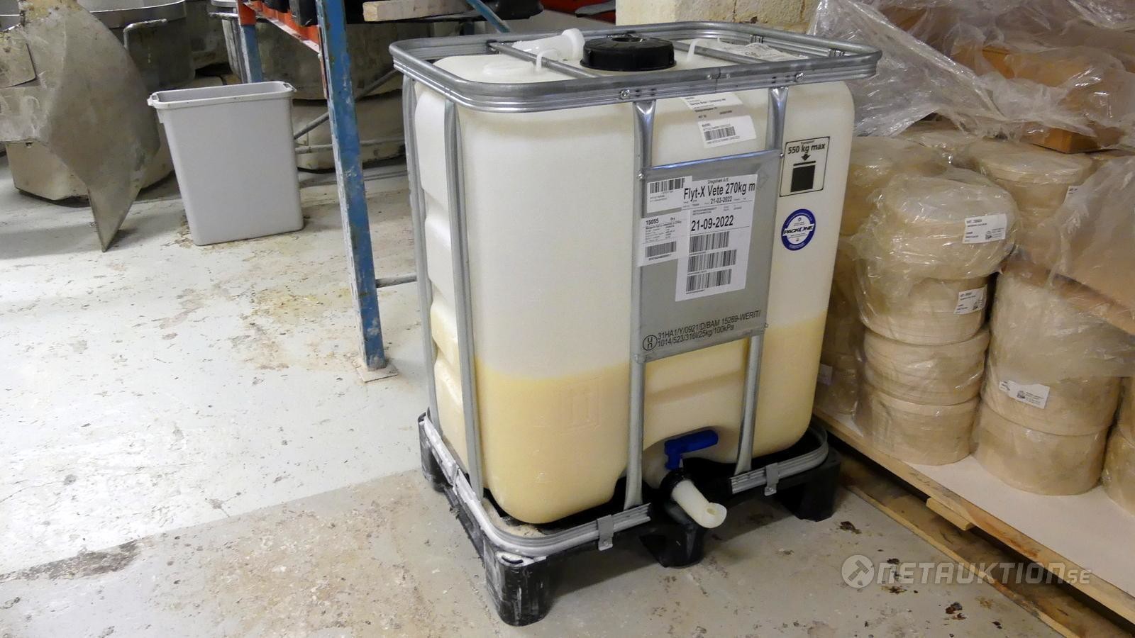 Netauktion - Flytande margarin, 140 L