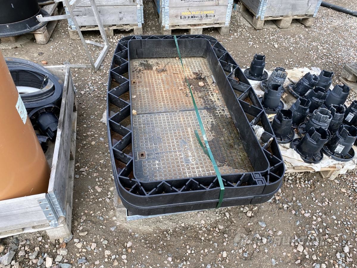 Netauktion - Komplett kabelbrunn, dubbel