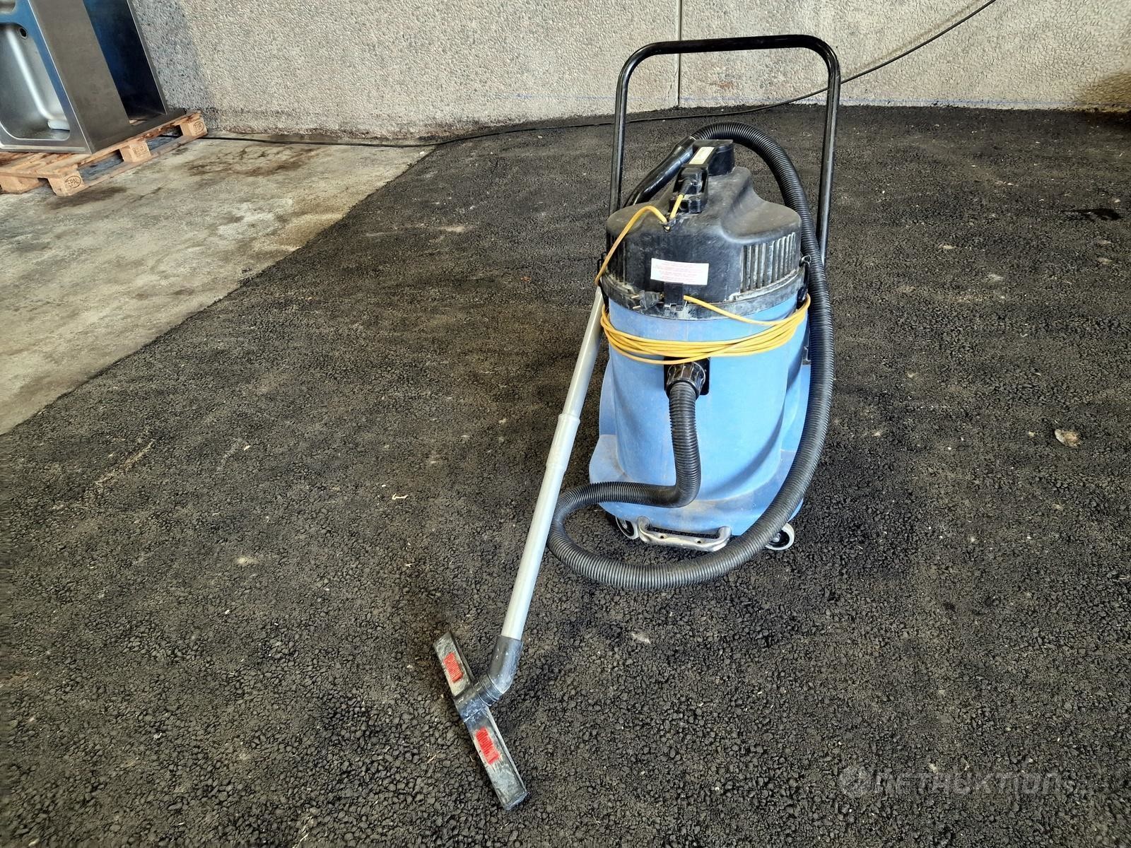 Netauktion - Våtdammsugare, Numatic