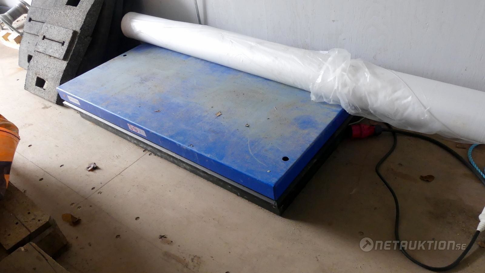 Netauktion - Isolerad 20fot svetscontainer