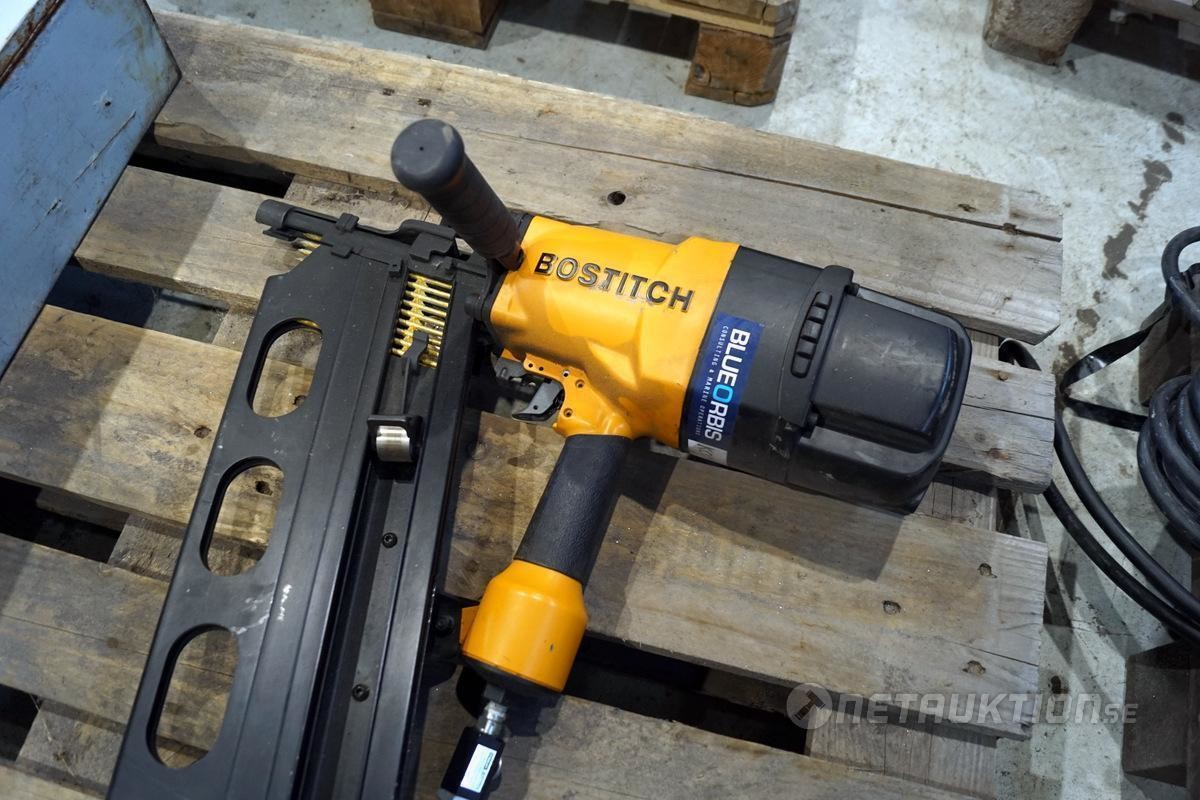 Netauktion - Spikpistol, Bostitch BRT160-C-E (stor modell)