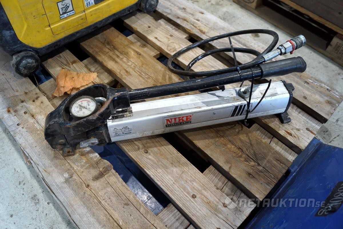 Netauktion - Nike hydraulpump