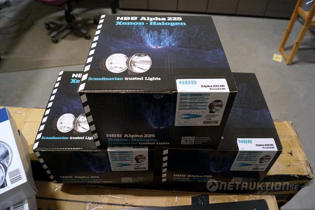 Netauktion - Extraljus NBB Alpha 225 inkl fäste (2)