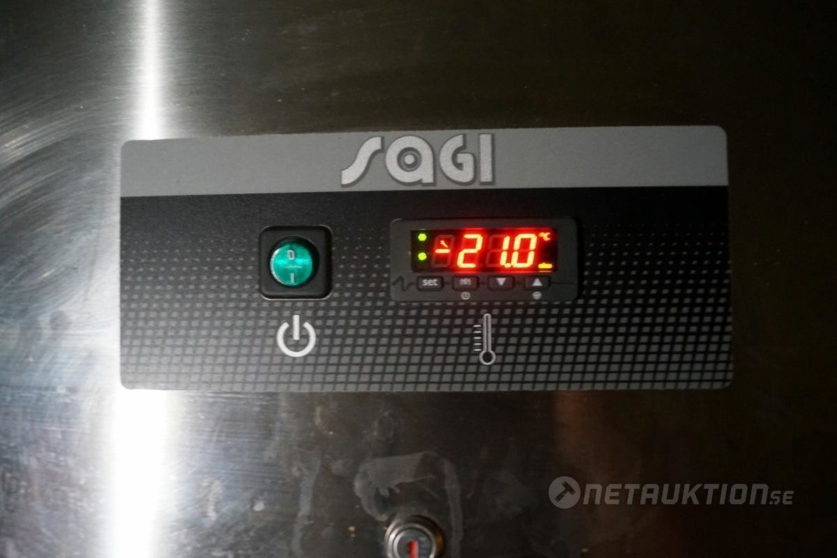 Netauktion - Frys, Sagi