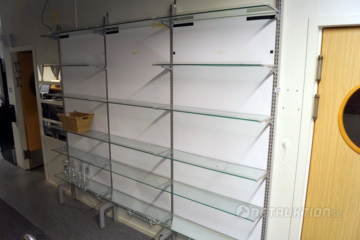 Netauktion - Hyllor med glashyllplan