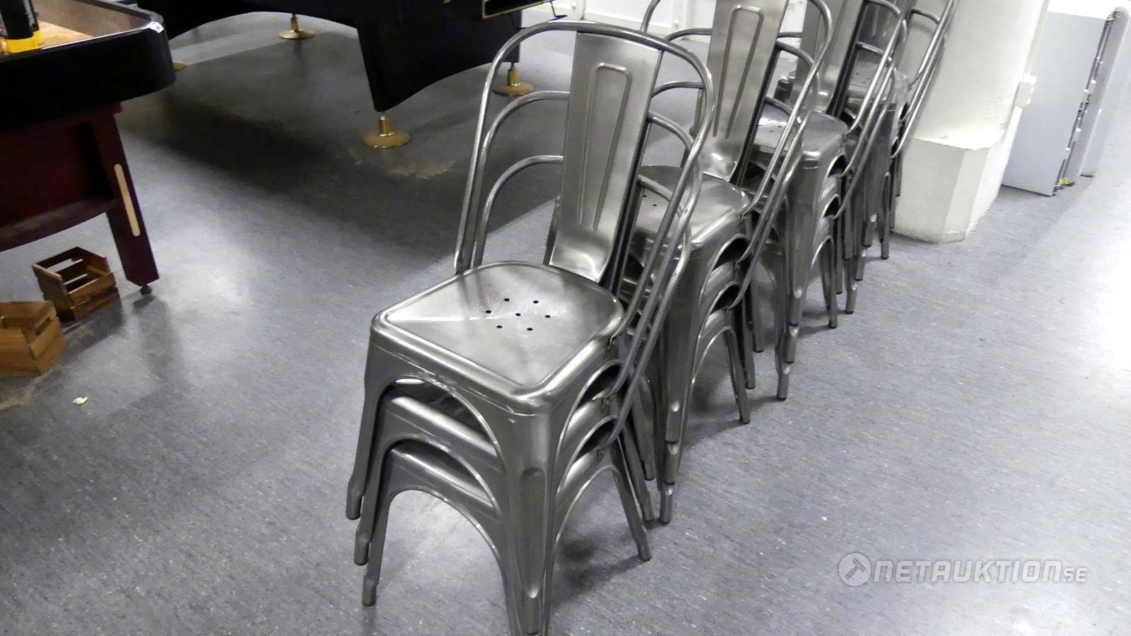 Netauktion - Stolar i plåt