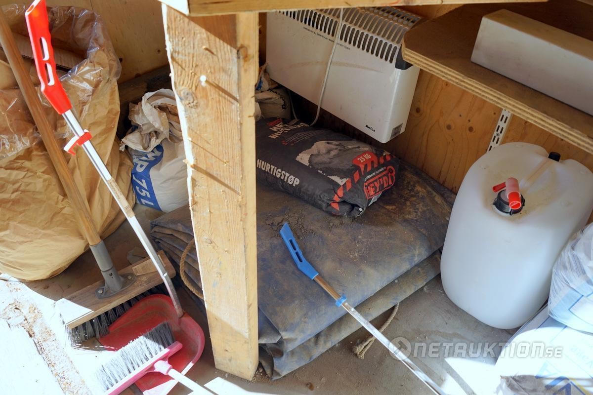 Netauktion - Isolerad container med innehåll, 20 fot (1)