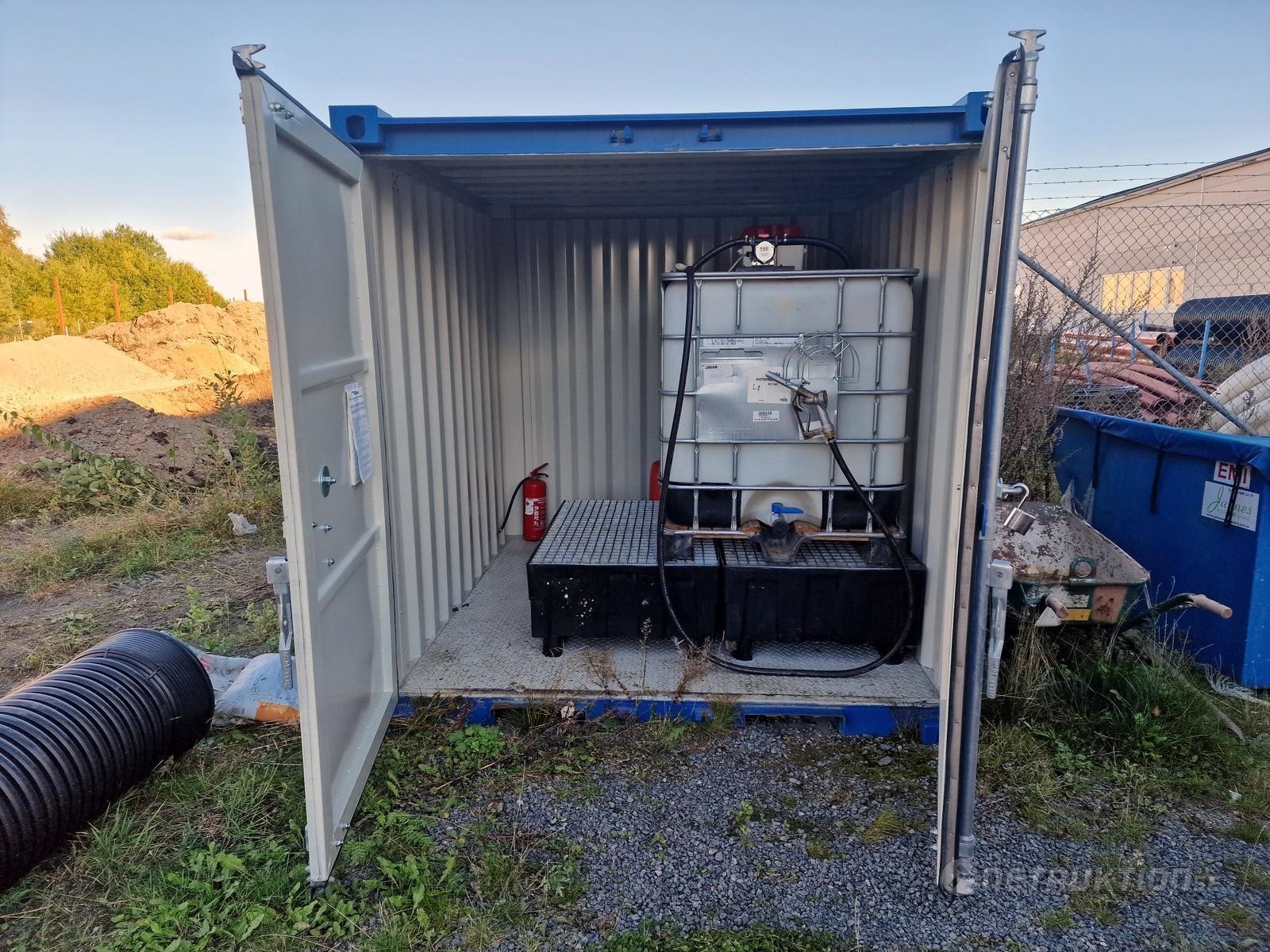 Netauktion - Container, 8 fot