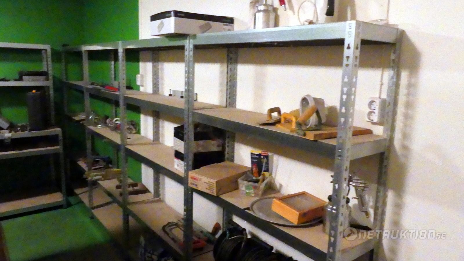 Netauktion - Hyllor (2)