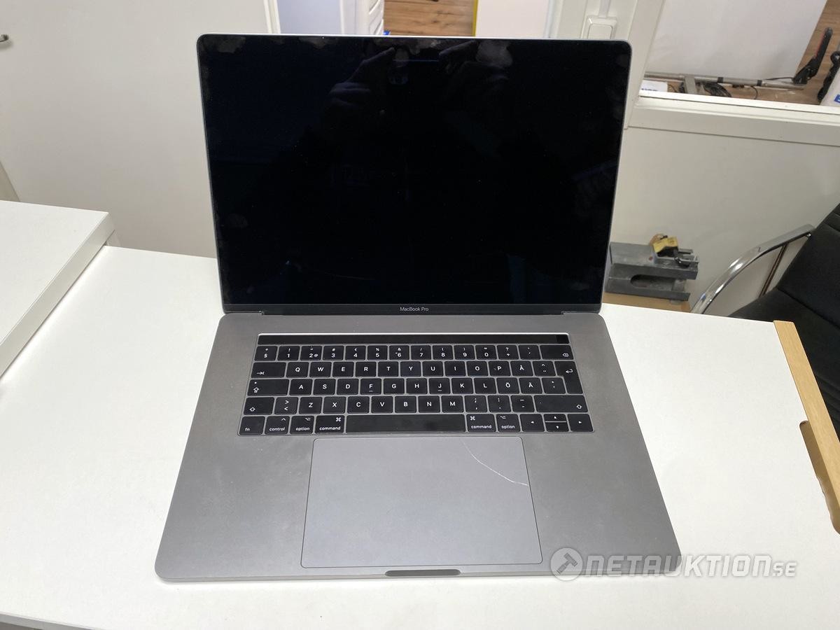 Netauktion - Macbook Pro 15" A1707