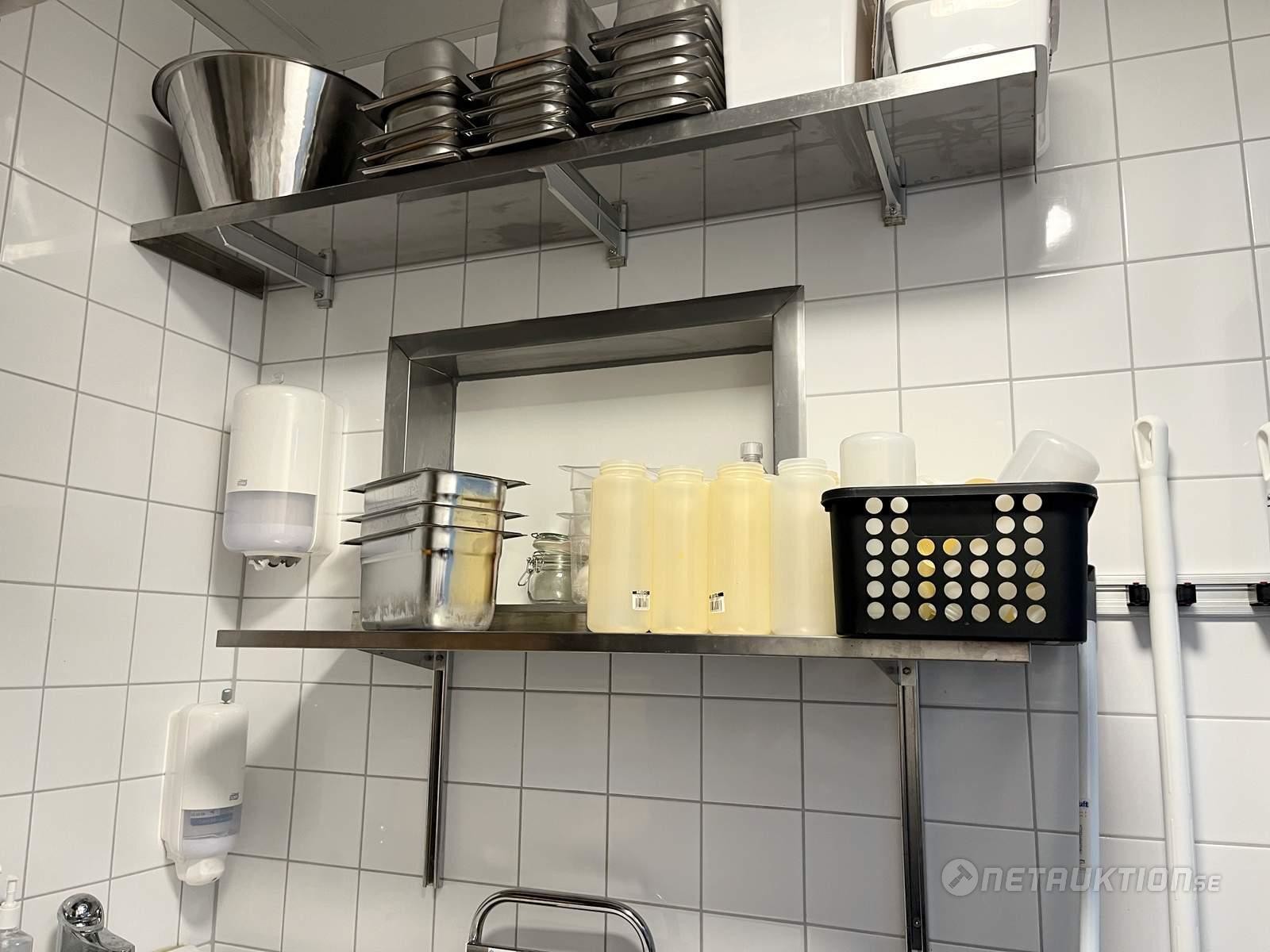 Netauktion - Hyllor RF 2st