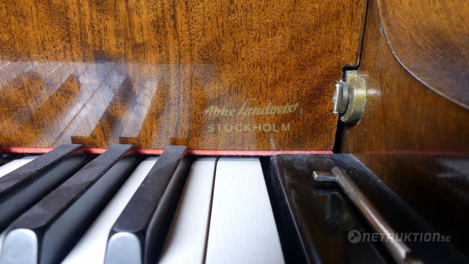 Netauktion - Flygel Petrof V