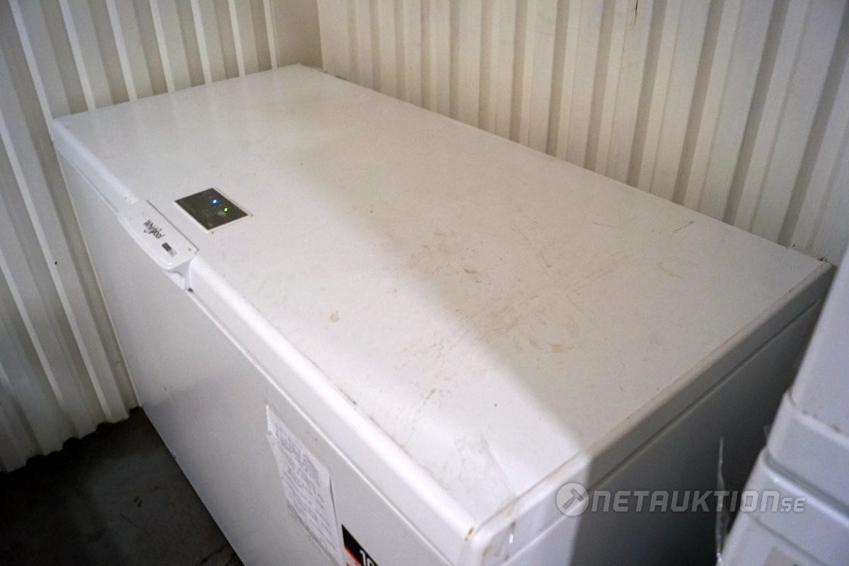 Netauktion - Frysbox, Whirlpool