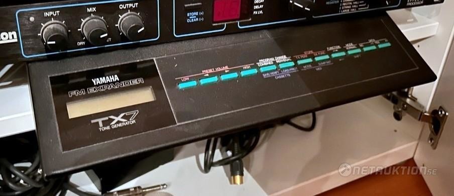 Netauktion - Yamaha FM Expander TX7 modul