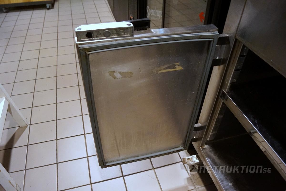 Netauktion - Kylbänk, Metos