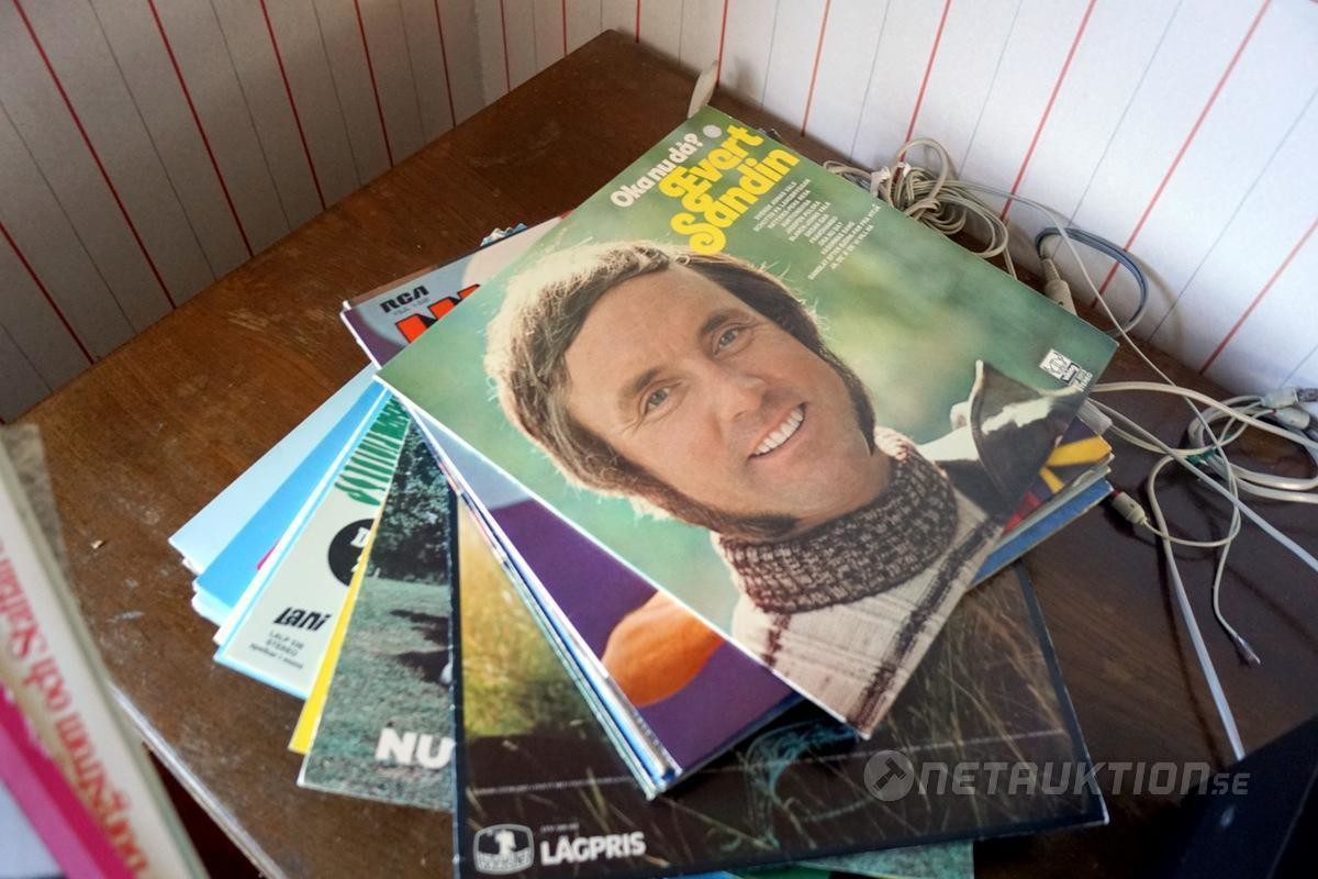 Netauktion - Skivspelare & LP-skivor
