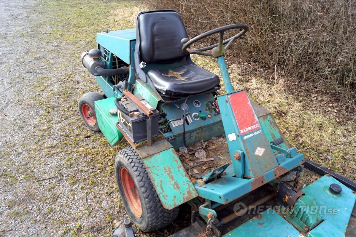 Netauktion - Åkgräsklippare, Ransomes Bob-Cat (rep.objekt)