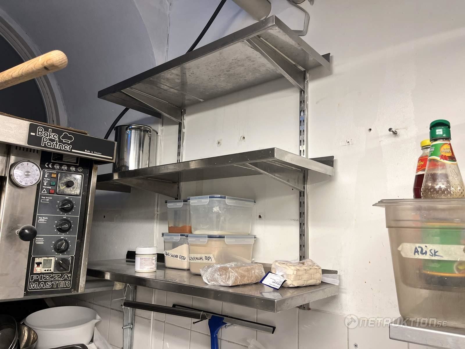 Netauktion - Hyllor RF (2)