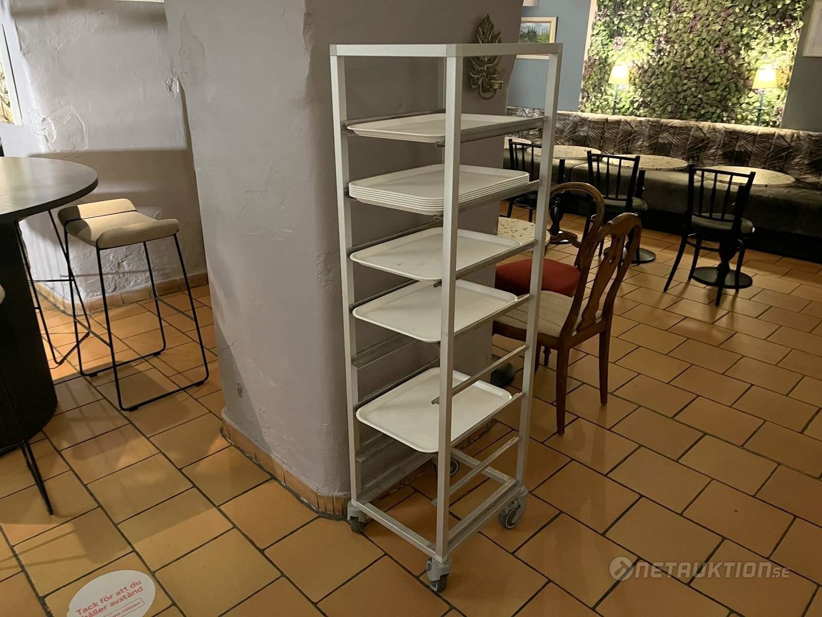 Netauktion - Brickvagn + brickor