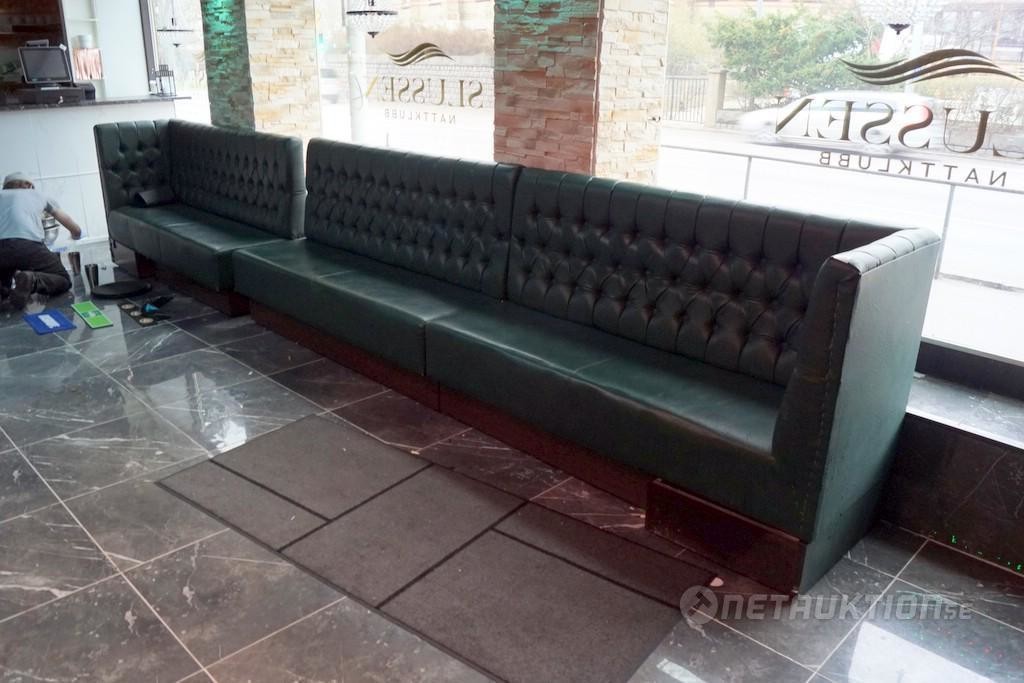 Netauktion - Stor soffa i grönt konstläder, 3-delad