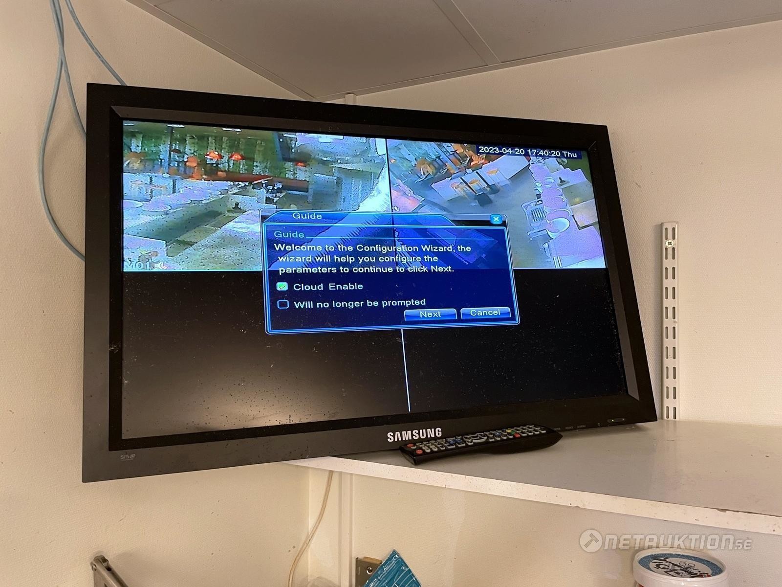 Netauktion - Kamera + Tv