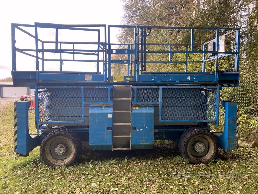 Netauktion - Stor saxlift, Genie GS-4390, 4x4 diesel -07