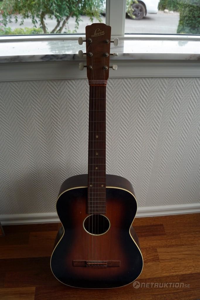 Netauktion - Akustisk gitarr, Levin