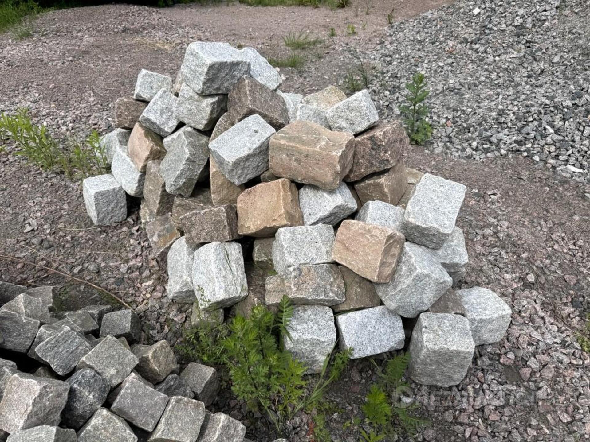 Netauktion - Gatsten, två storlekar