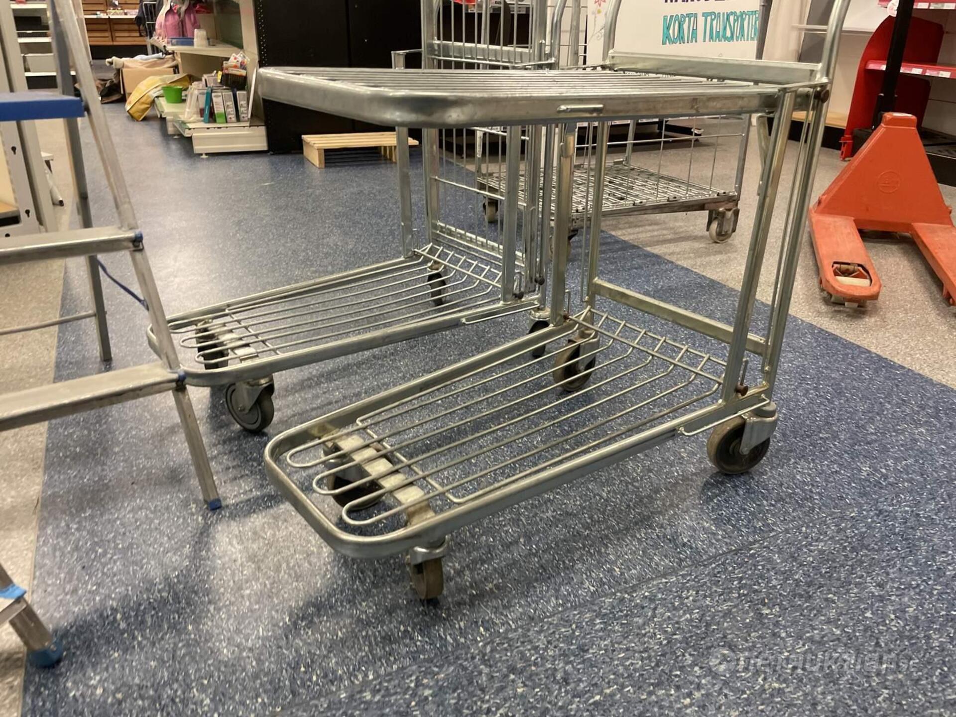 Netauktion - Vagnar, trappstegar