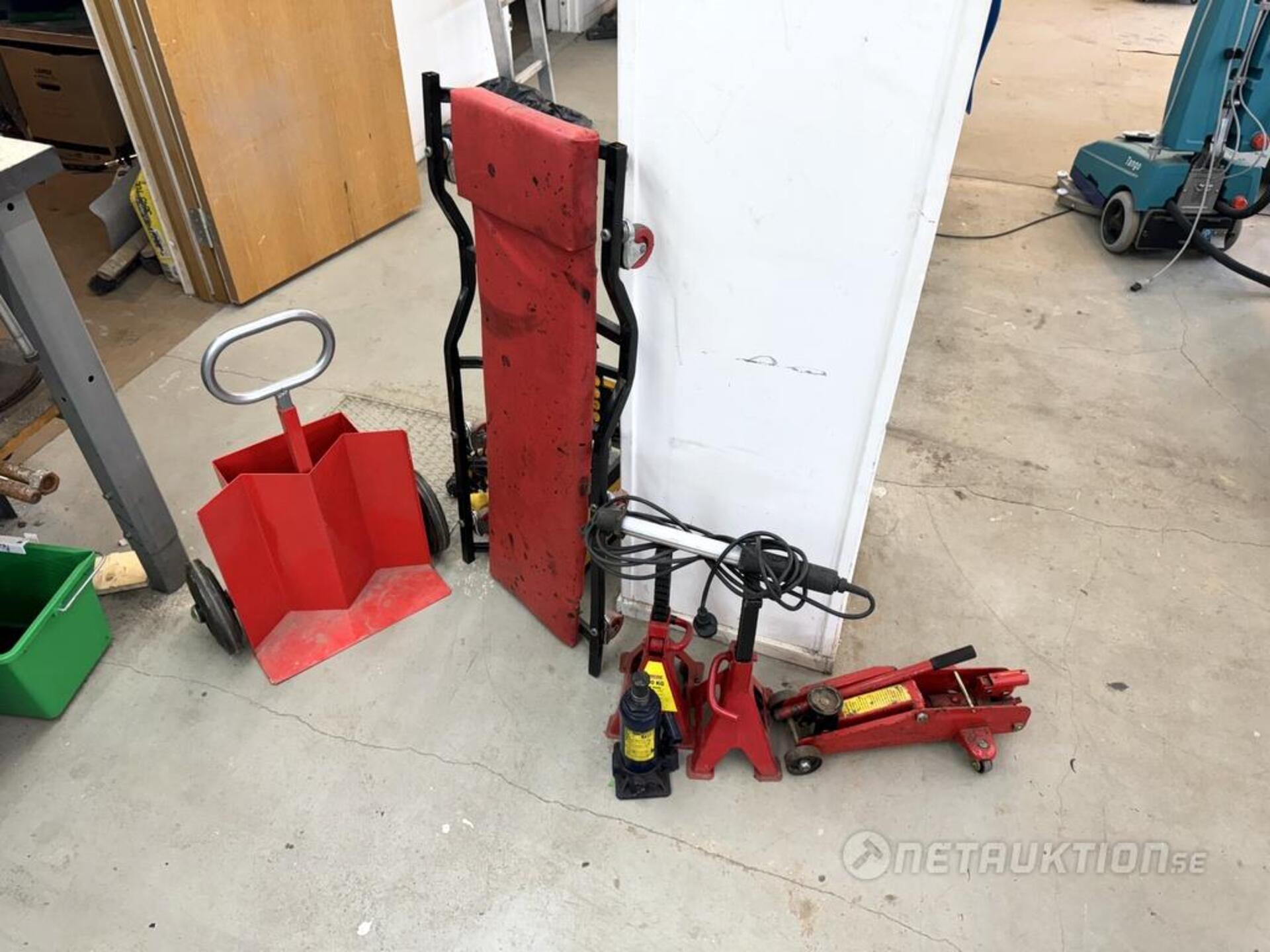Netauktion - Garagetillbehör