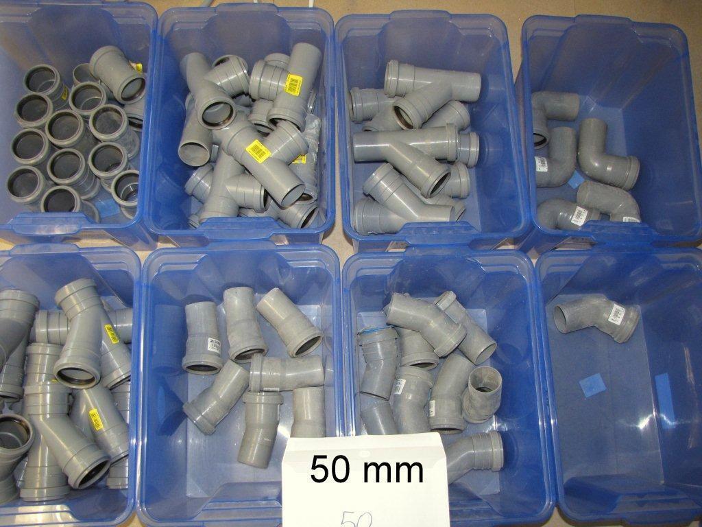 Netauktion - Stor mängd PVC-kopplingar mm