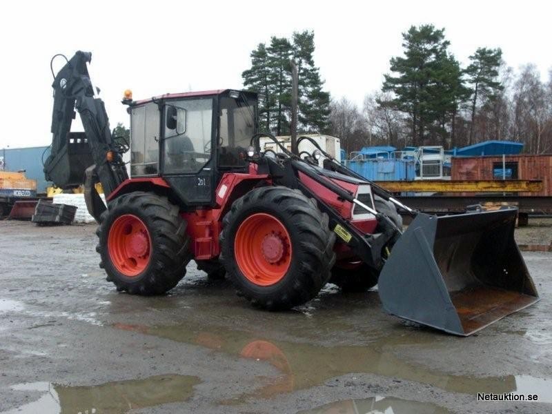 Försäljningsobjekt: Traktorgrävare Huddig 960 (Perstorp)