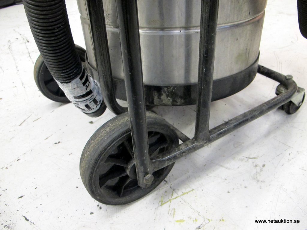 Netauktion - Famulus dammsugare S-2400