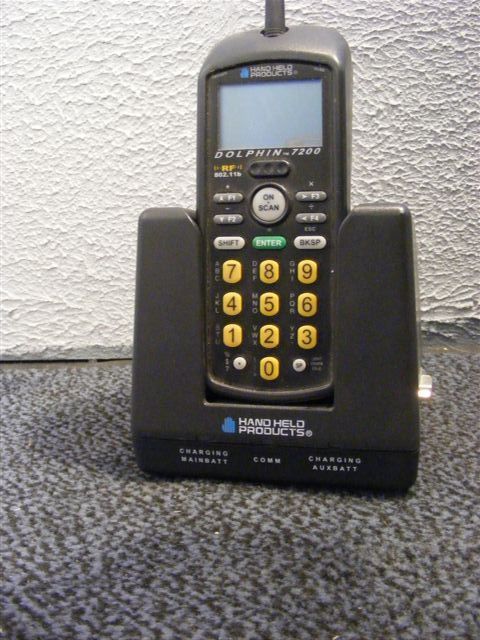 Netauktion - Handterminal med station.