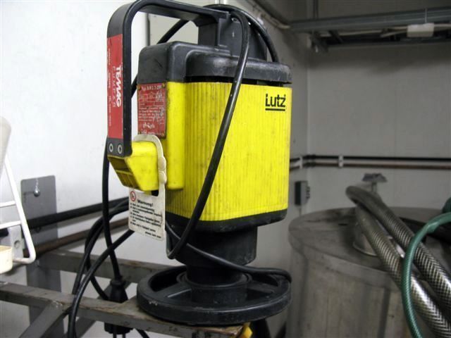 Netauktion - Elektrisk fatpump.